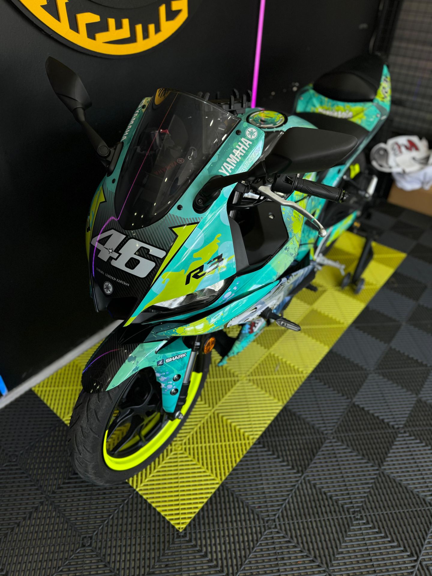 Yamaha R25 Sticker Kaplama | Özel Tasarımlar – MotoStickerr